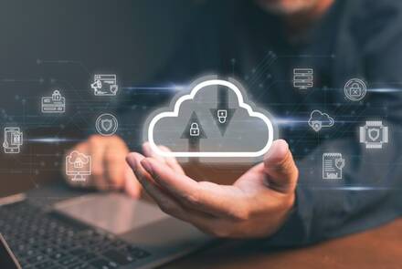 DevOps and CI/CD in Cloud-Native Transformation